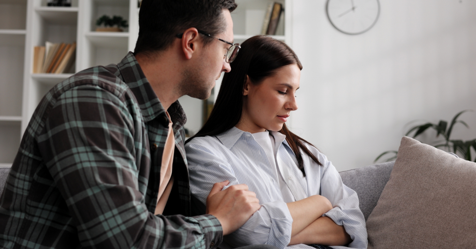 7 body language signs your partner is deeply insecure