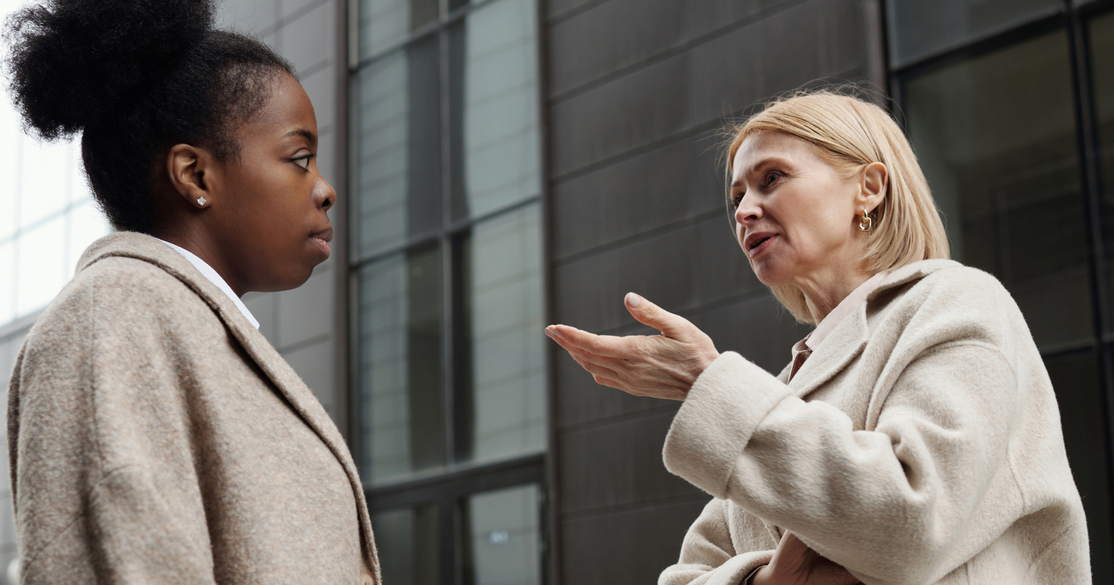 If someone is trying to manipulate you, they’ll display these 10 subtle ...