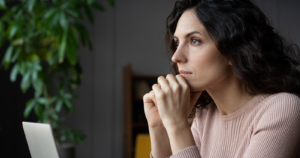 11 Everyday behaviors that hold you back in life