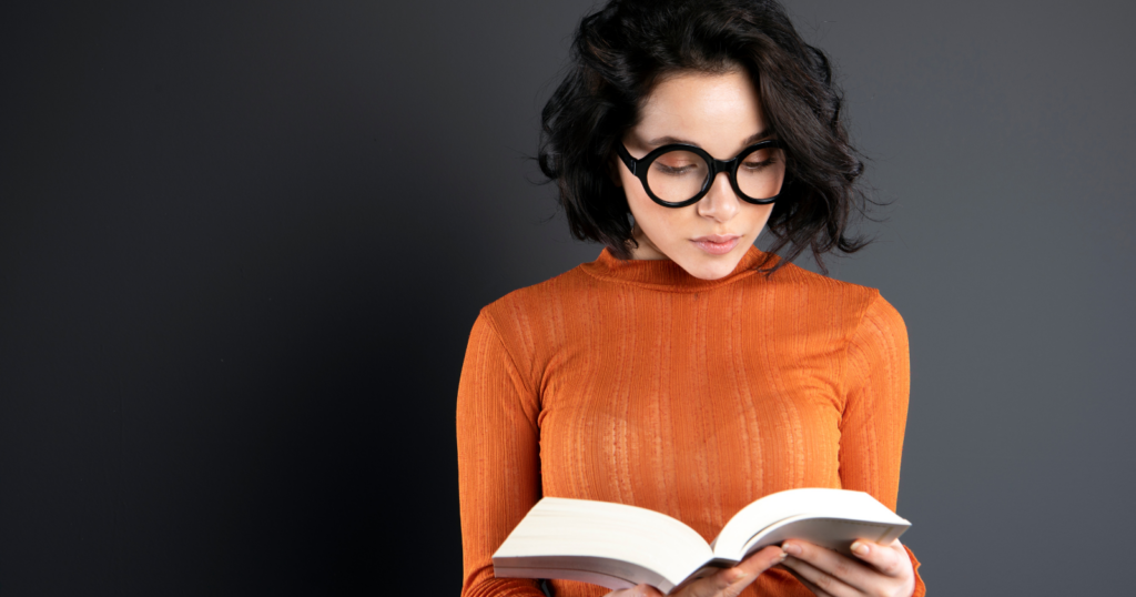 10 signs you're a genuinely smart person, according to psychology