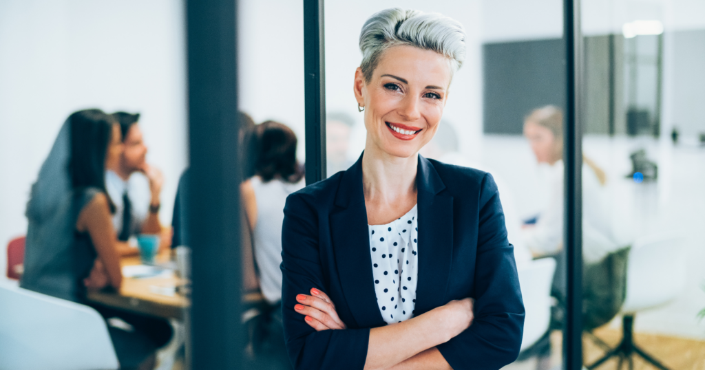 9 signs you're a strong woman who naturally commands attention and respect