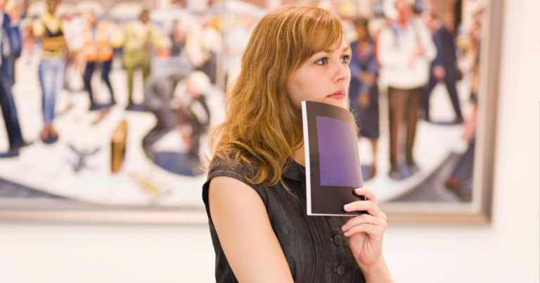 10 unusual signs of a highly intelligent woman, according to psychology