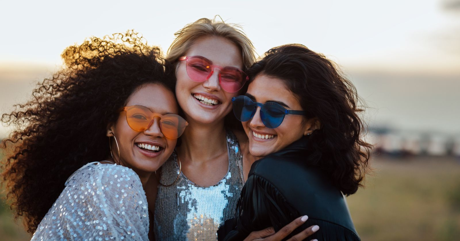 Women who have very few female friends usually have these 7 specific ...