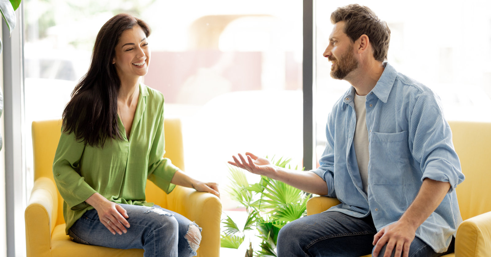 7 signs you've got a really great vibe with someone, according to ...