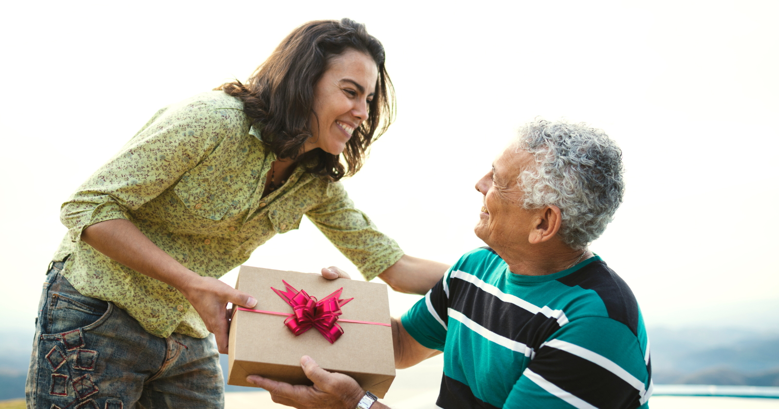 10 ways thoughtful gift giving instantly strengthens your relationships