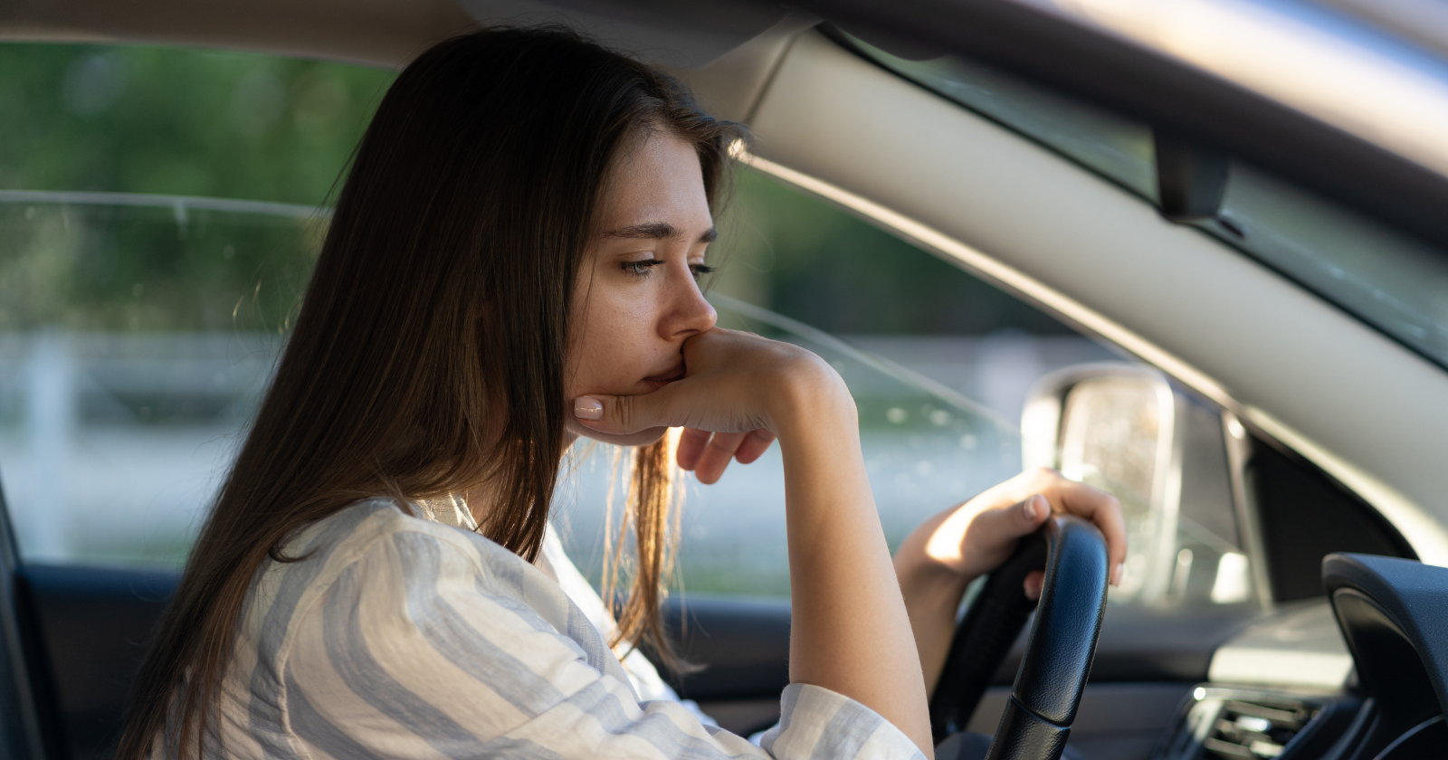 7 quiet traits of people who seem happy on the surface but secretly ...